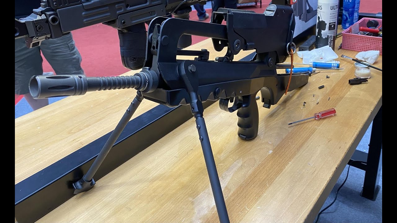 Northeast Airsoft FAMAS GBB take down(2023 MOA Exhibition) - YouTube