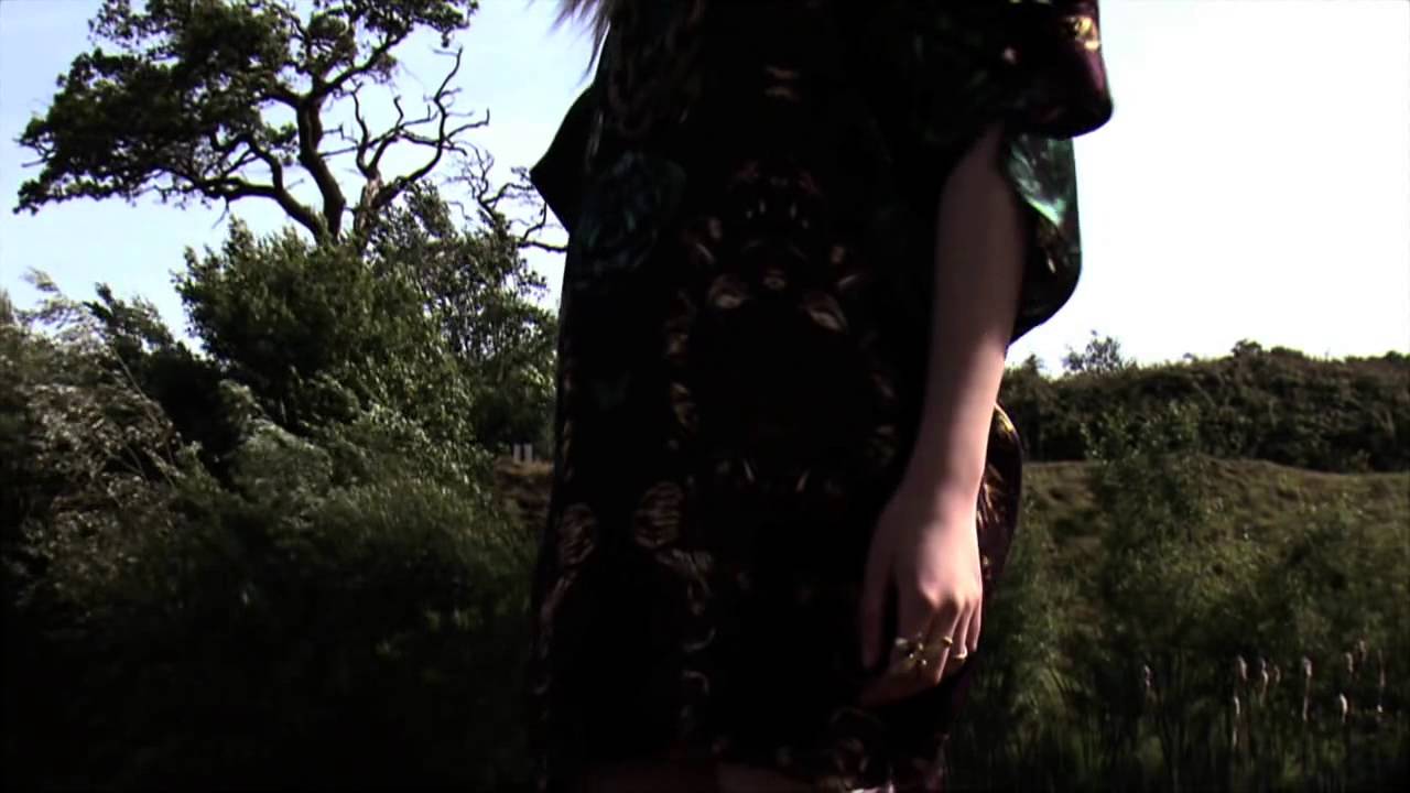 Shape Shift// Alice Munteanu - YouTube