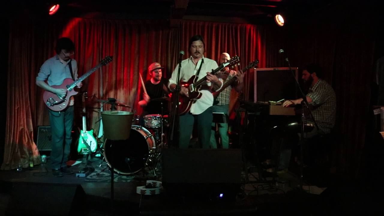 I'm The Dog (LIVE) - The Eric Bee - YouTube