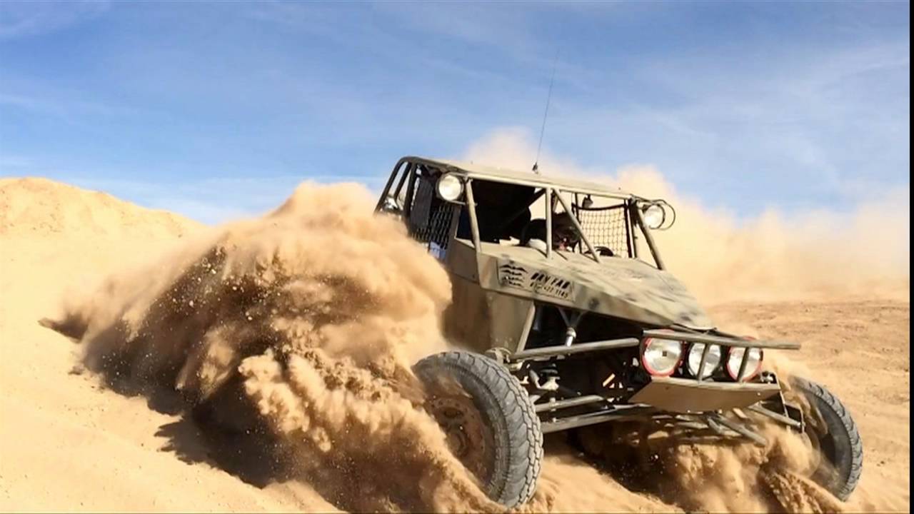 THE BAT ULTIMATE OFF ROAD VEHICLE - YouTube