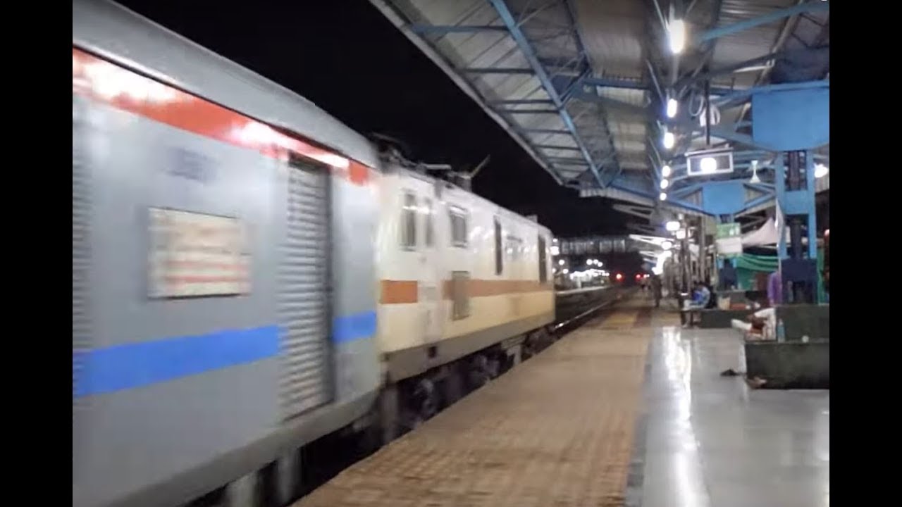CR Rajdhani Express with 2 locomotives, Push Pull, new sensation of ...