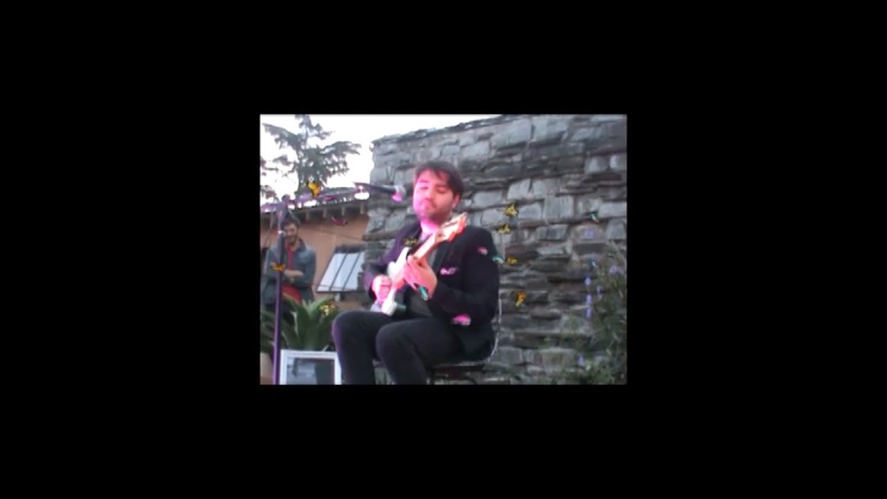 Axel Fiks - Ojitos de Md (Vivo en Pilar) - YouTube