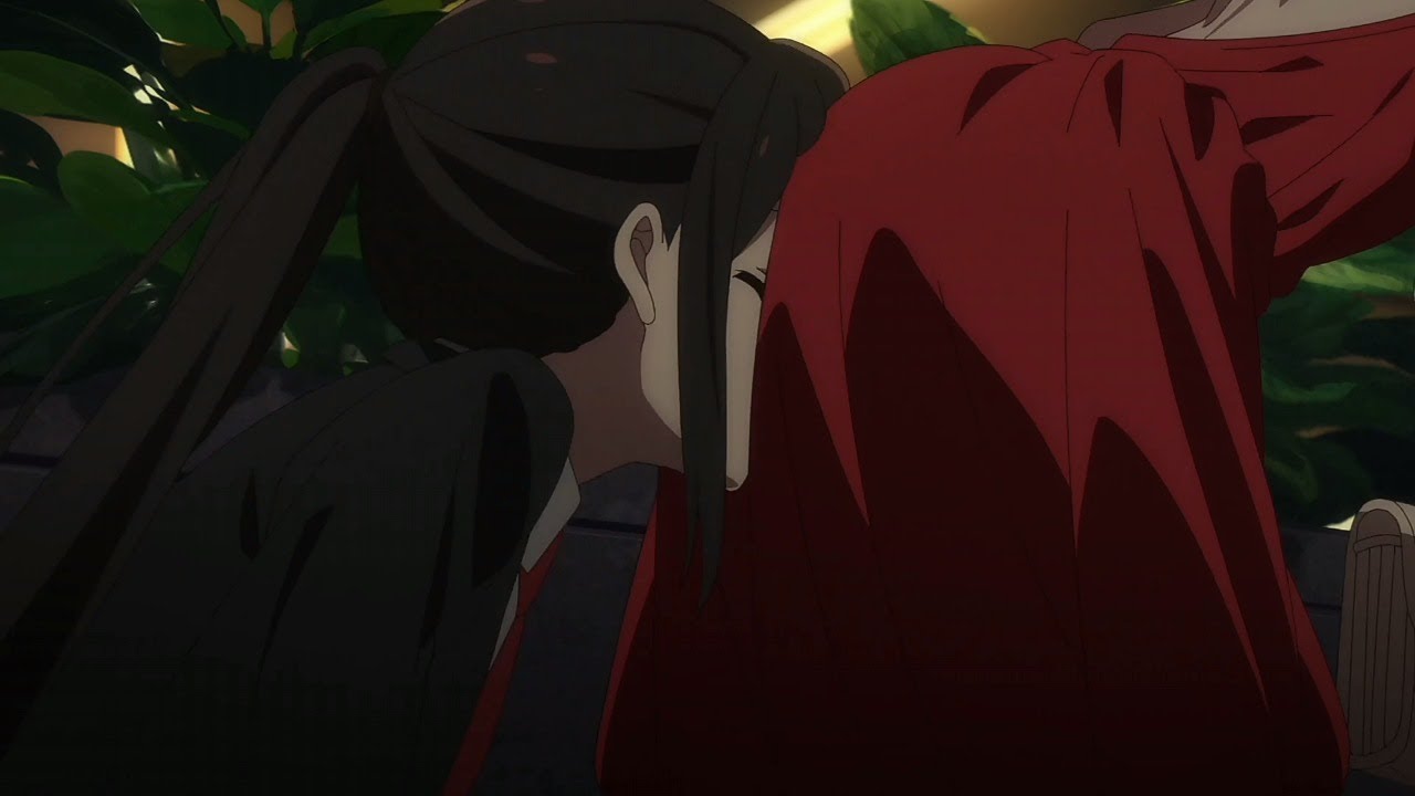 Takina bump Chisato's Ass | Lycoris Recoil Episode 7 - YouTube