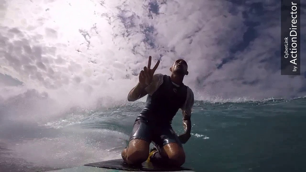 Kneeboard surf in Sumatra - YouTube