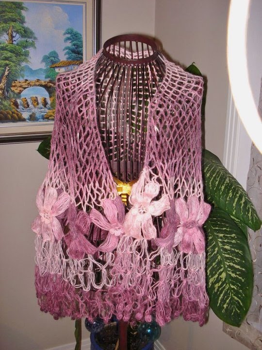 How to Crochet The Motif Flower Shawl 2 ways - YouTube