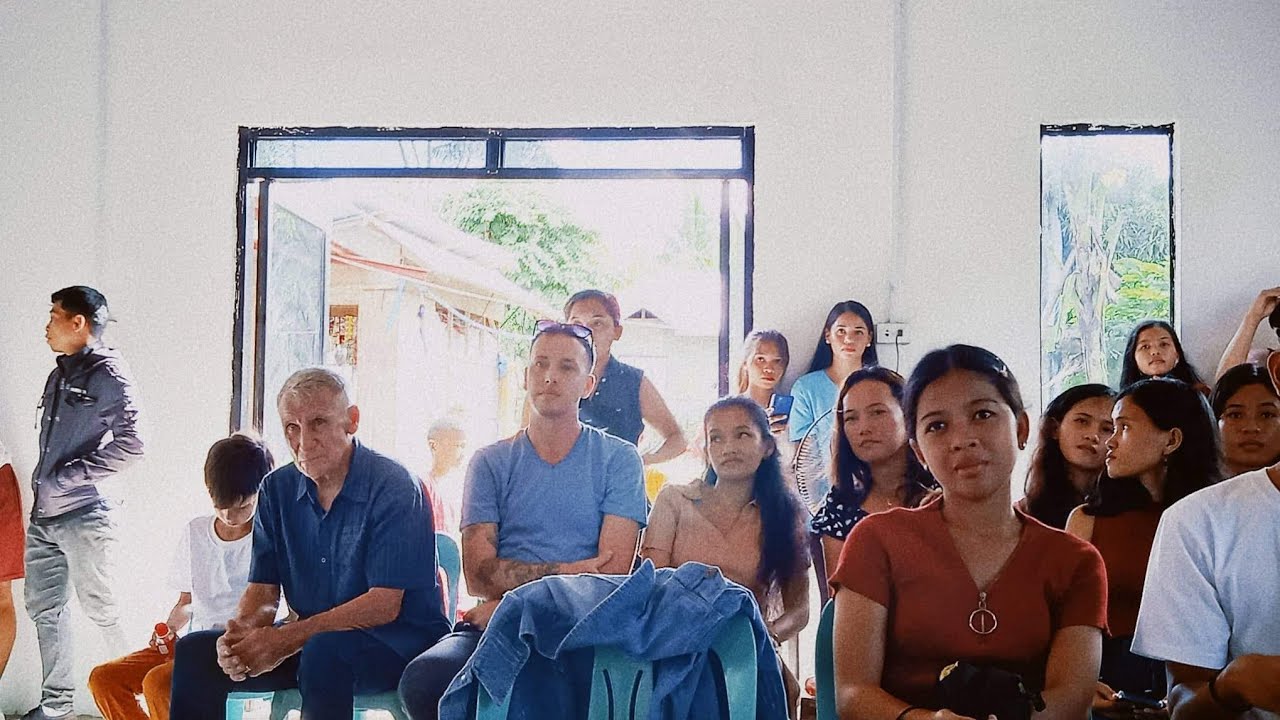 AHERN FAMILY BIG WORD OF ENCOURAGEMENT TO OUR FILIPINO STUDENTS - YouTube