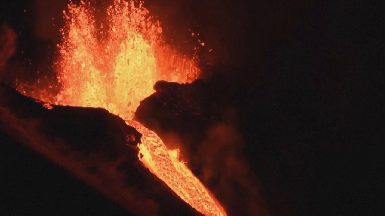 Volcano Shoots Powerful Lava Jets - YouTube