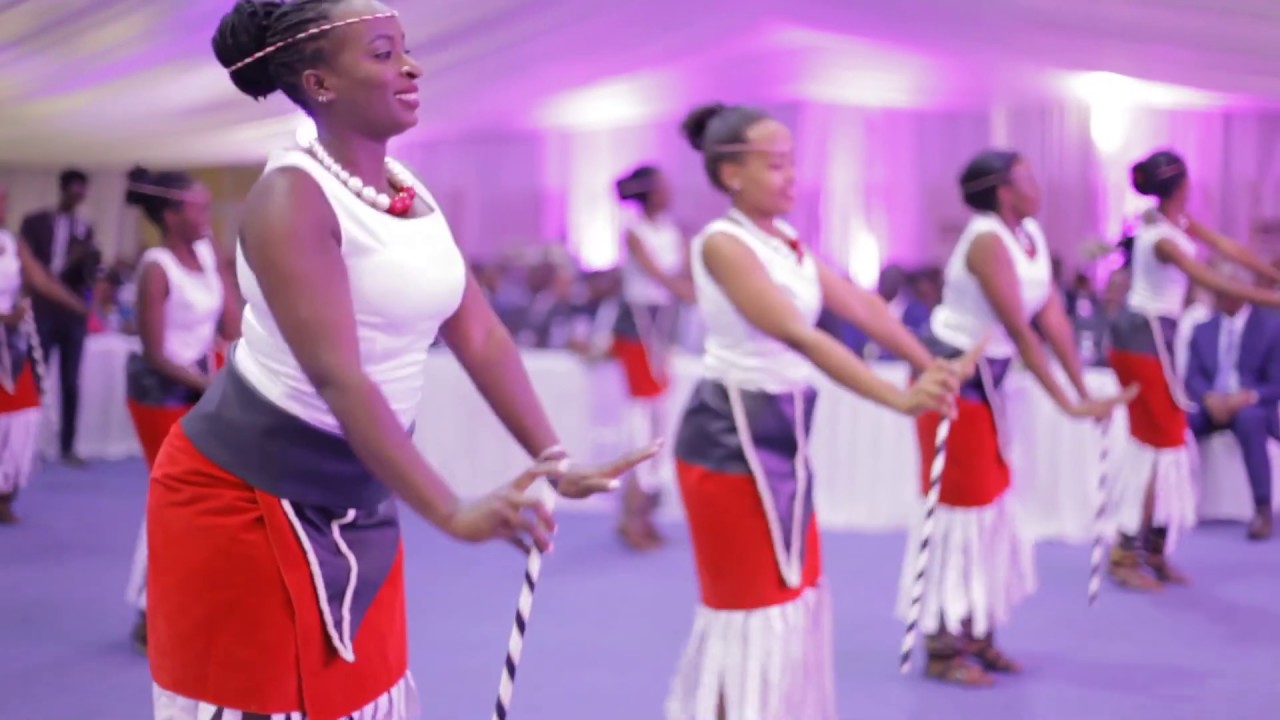 Traditional Dance always is amazing! Learn how to move like Inganzo ...