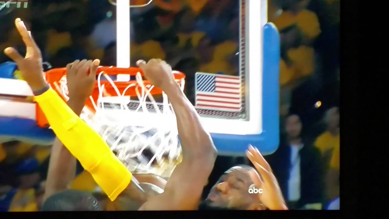 LeBron gets dunked on by Harrison Barnes - YouTube