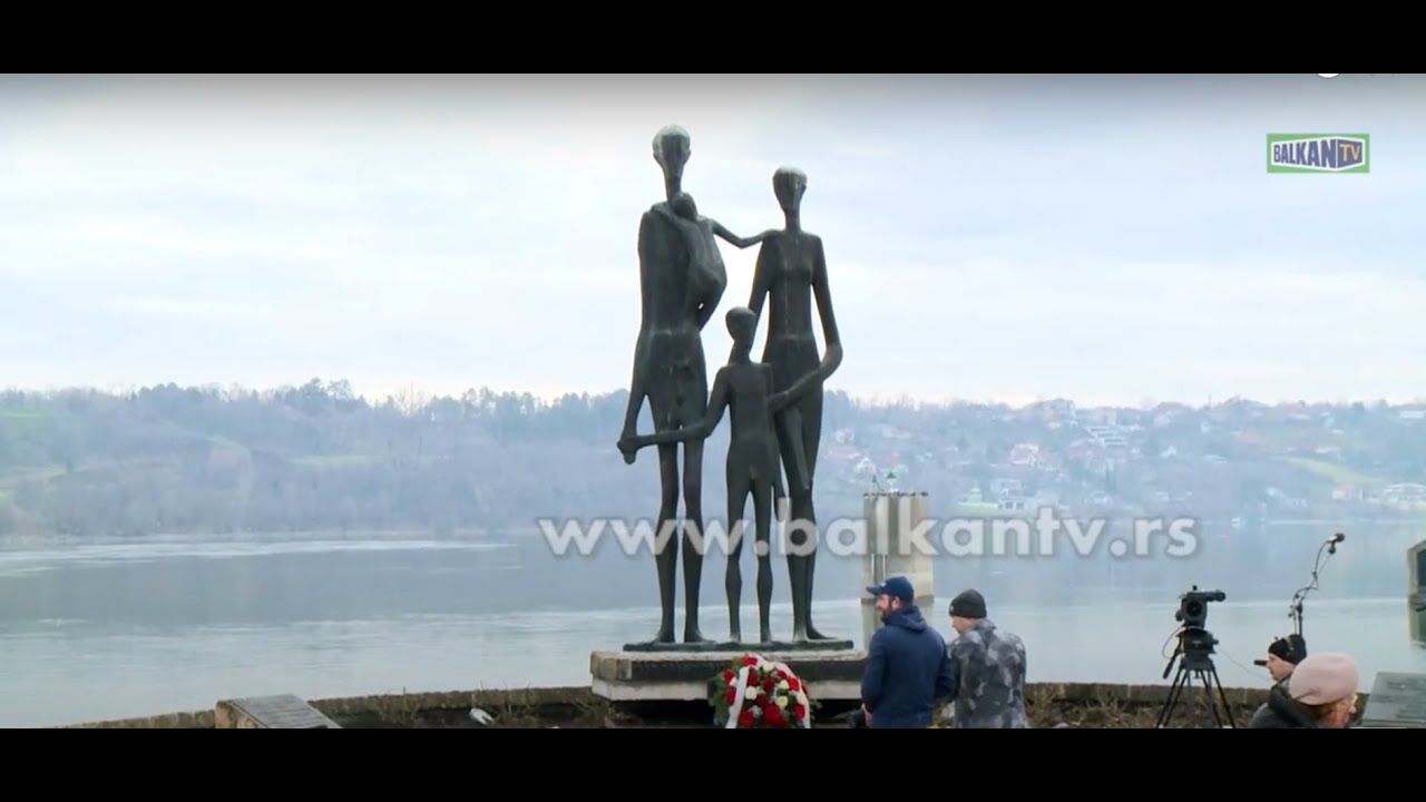 NOVOSADSKA RACIJA - YouTube