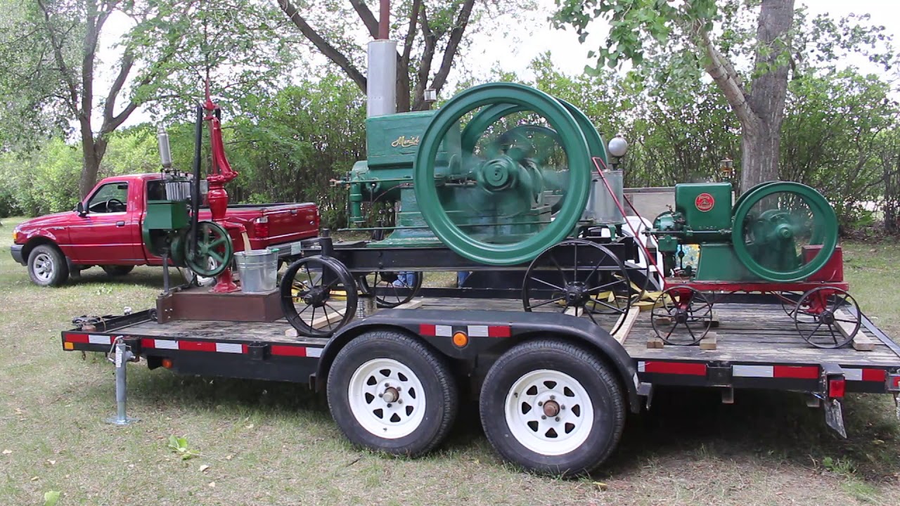 Doc's Town car show stationary engine - YouTube