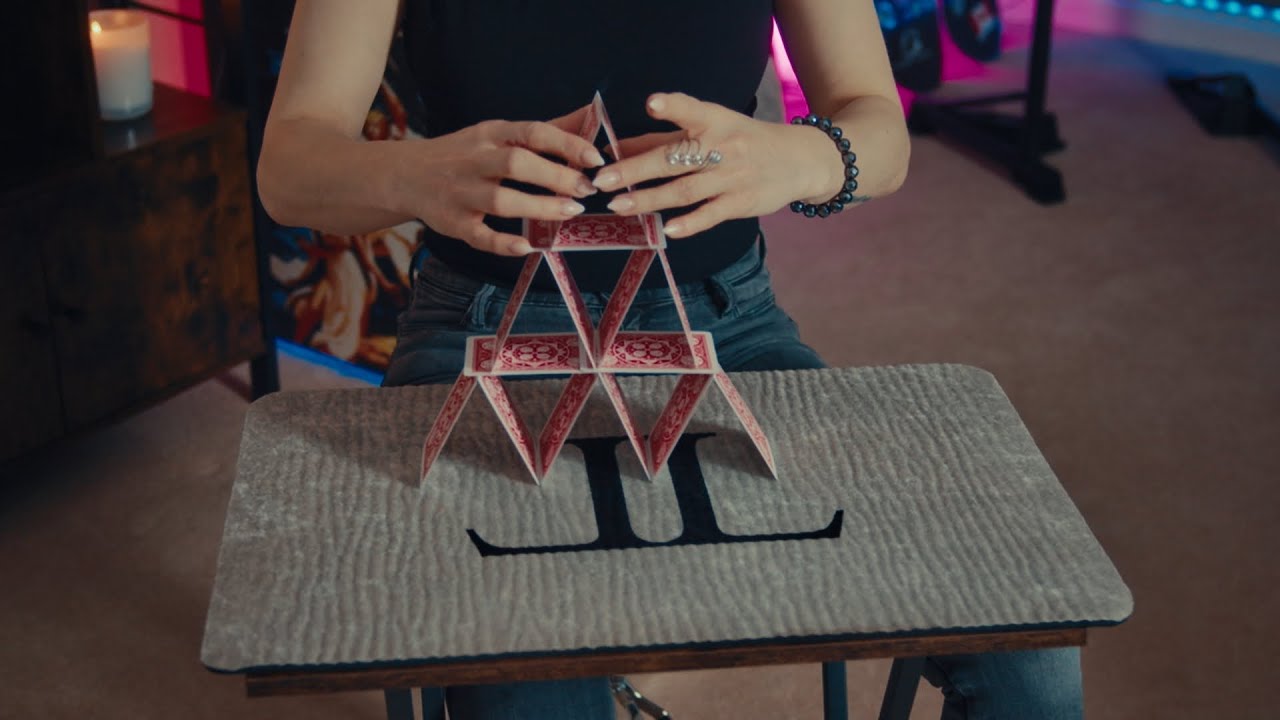 Laura London Magician: Card Castle (On Edge) - YouTube