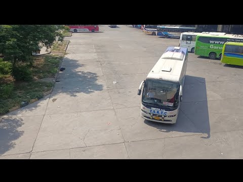 Garuda Plus Volvo B11R Bus TSRTC towards Bangalore - YouTube