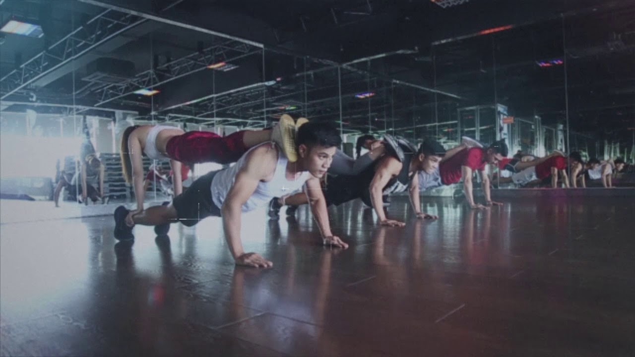 Friends Workout - YouTube