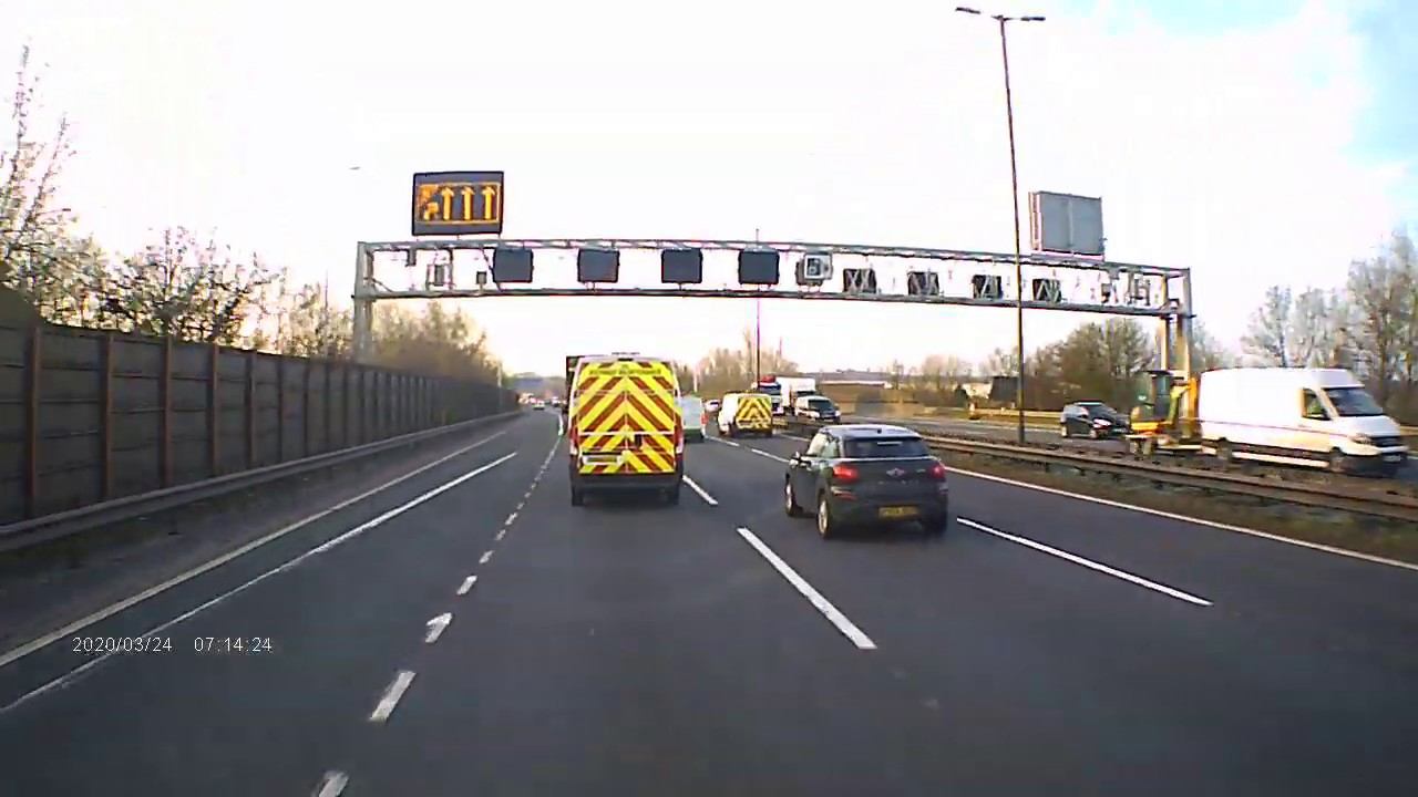 M6 s/b J10-J8 Tuesday March 24 - First day of Lockdown - YouTube