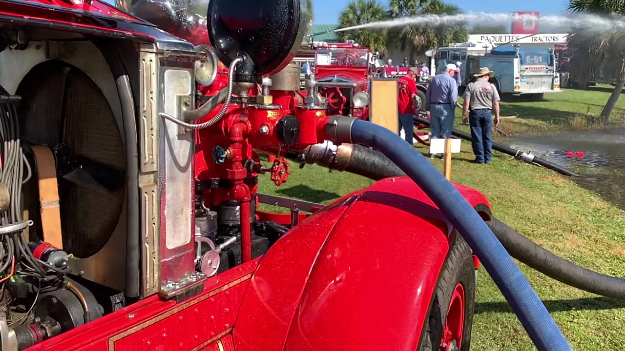 Early 1900s fire truck - YouTube