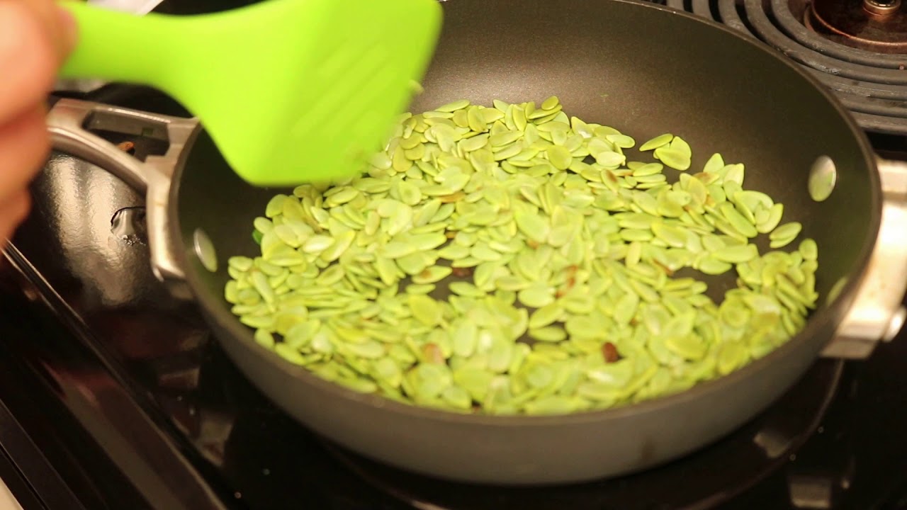 como hacer guasmole...hauxmole verde - YouTube