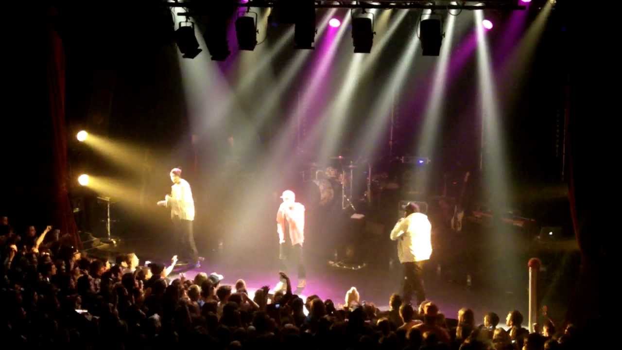 Orelsan - 1990, Courez Courez & Jimmy Punchline (Live @ Le Bataclan ...