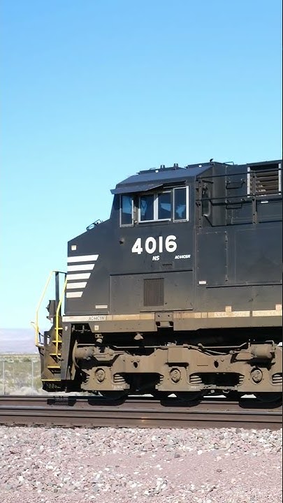 NS 4016 WITH BNSF LOCOMOTIVE WESTBOUND DOUBLE STACK TRAIN MP 733 NEEDLES SUB - YouTube