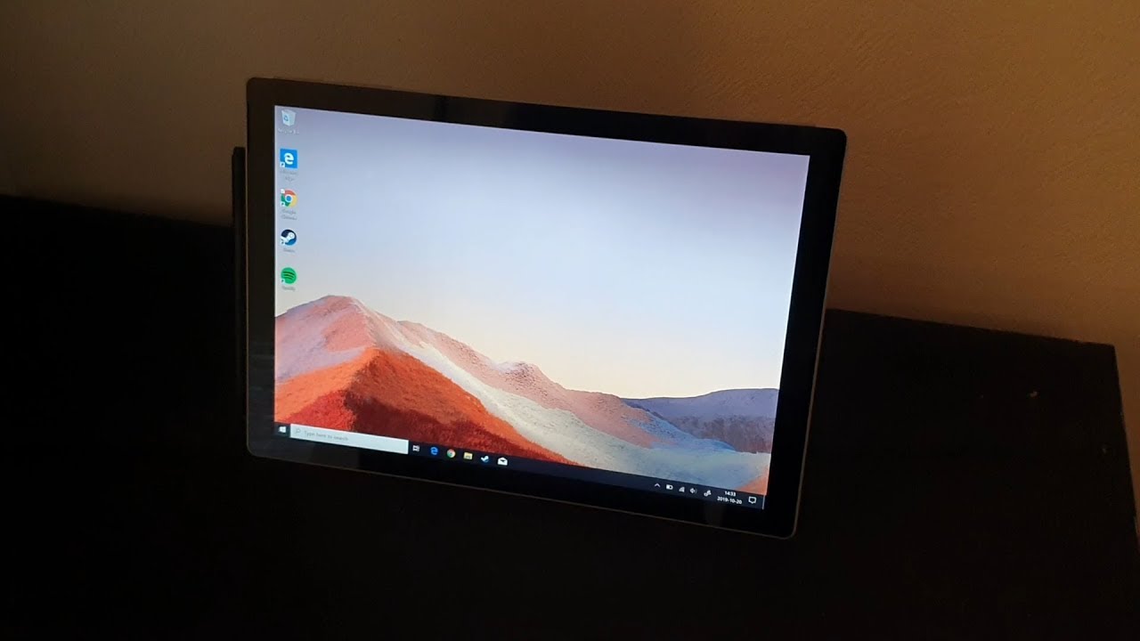 Surface Pro 7 Review + Benchmarks - YouTube