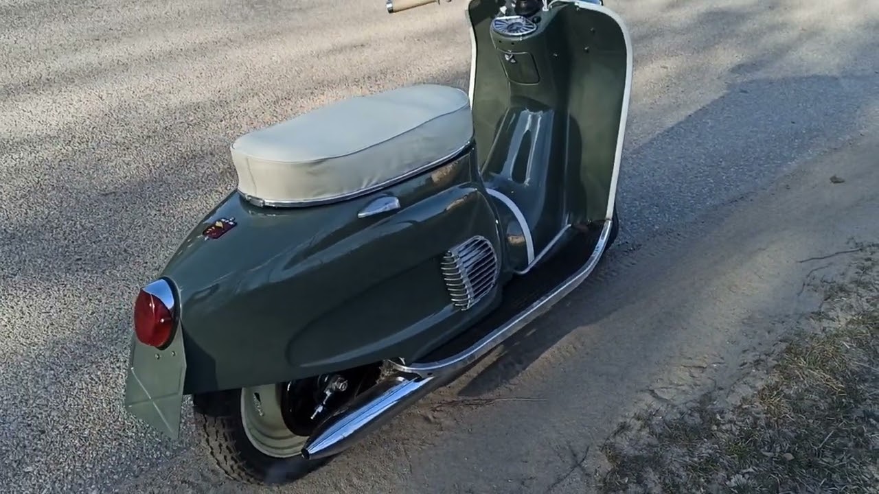 Skuter WFM OSA M52 1965r. - YouTube