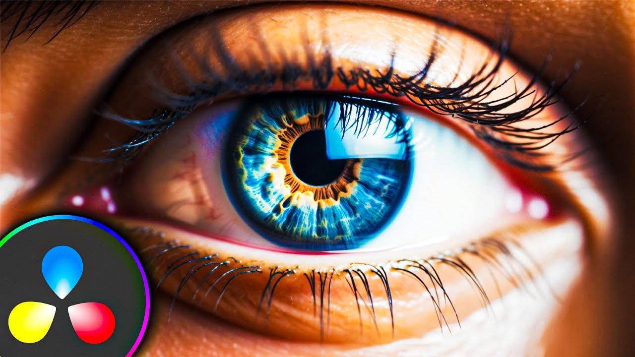 How to create the Fly Through Eye Effect - YouTube