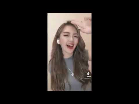 Tiktok Cewe Cantik Goyang Hot Gunung Gede #5