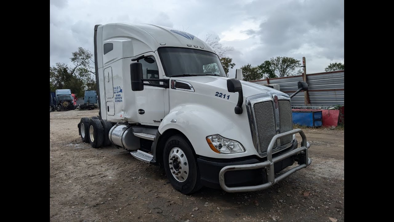 Used 2016 white T680 Kenworth Truck for sale -Trucks Square Inc - YouTube