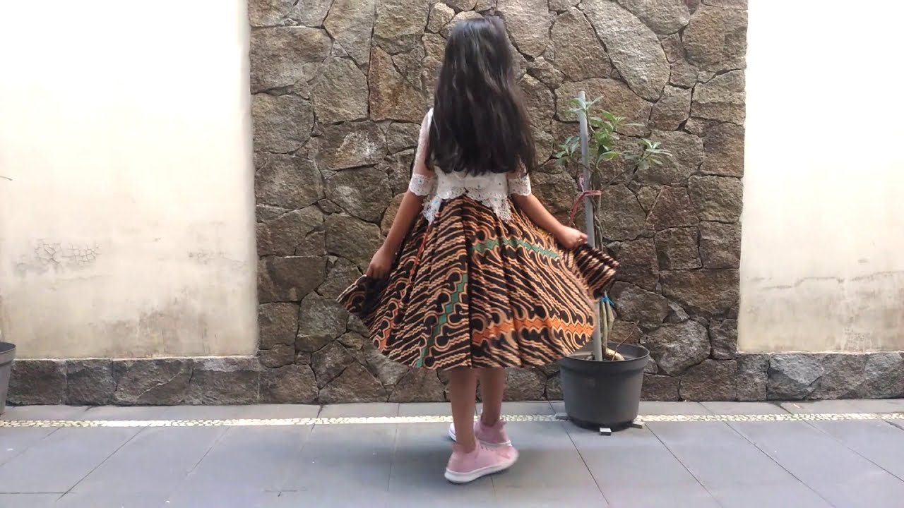 kebaya gaun batik untuk pesta anak terbaru - YouTube