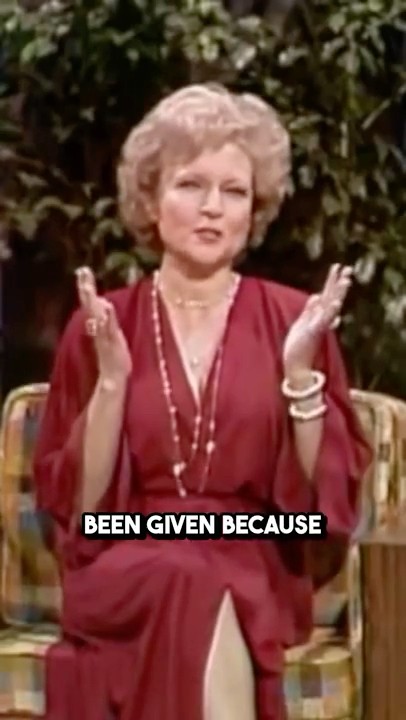 Acting in Darkness with Betty White and Johnny Carson 1977 - YouTube