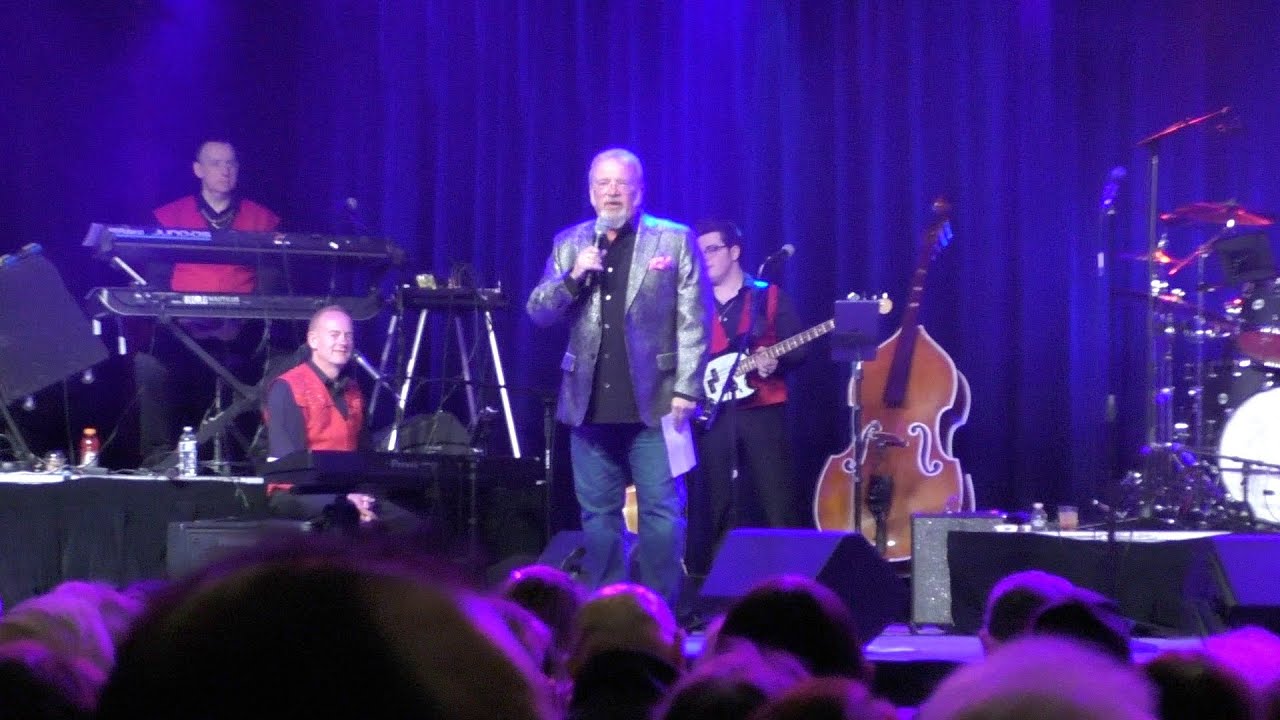 Tom Brown Opens the Nashville Elvis Festival - video by Susan Quinn ...
