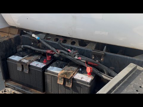 How to change Ford F-650 Batteries - YouTube