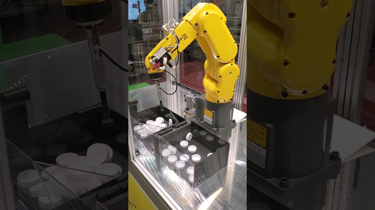 Robot - Cap Picker - YouTube