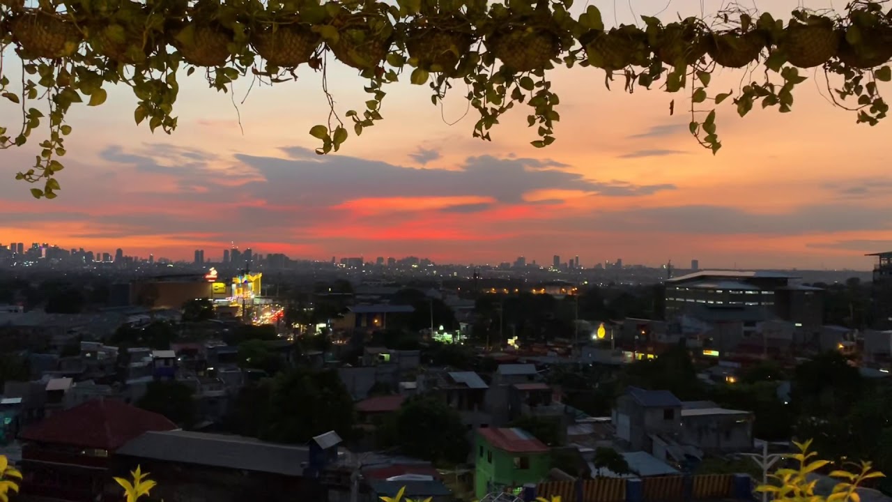 Sunset Dinner @ Yellow Lantern Cafe - YouTube