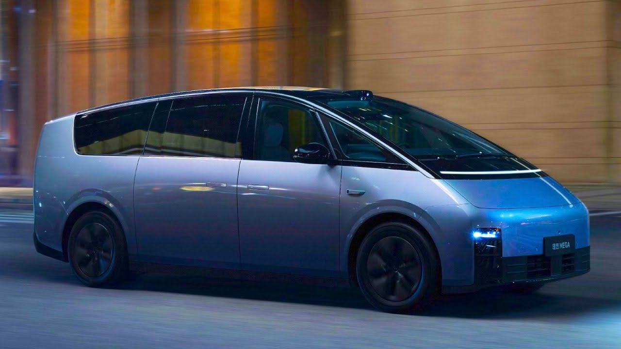 Li Auto Mega Minivan Provides Three Rows Of Luxury For Under $80k - YouTube