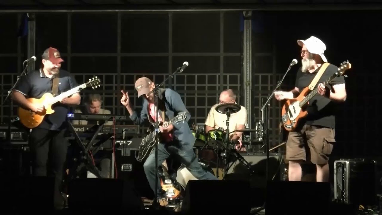 Beard & Bros _ I'm Still Here - YouTube