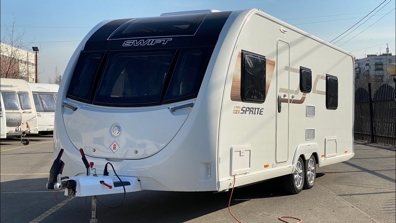 Многоместный современный караван Swift Sprite Quattro EW 2020 года ...
