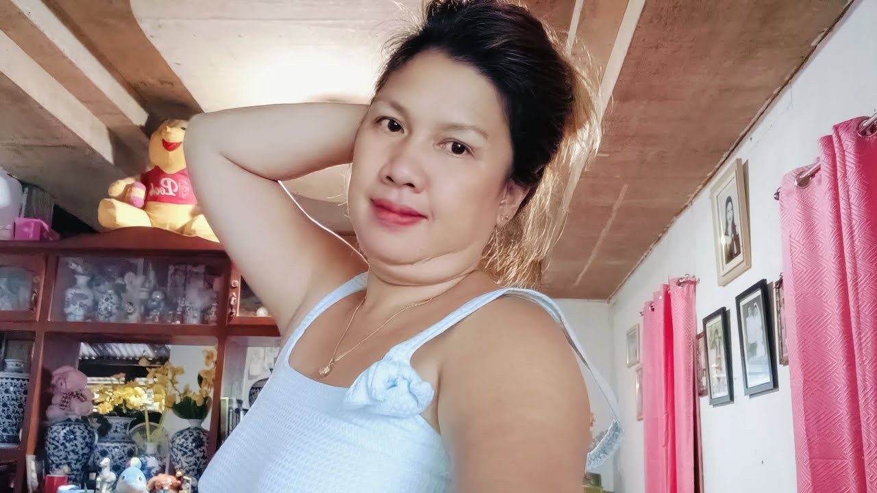 Naomi's Single Mom Vlogs is live! - YouTube