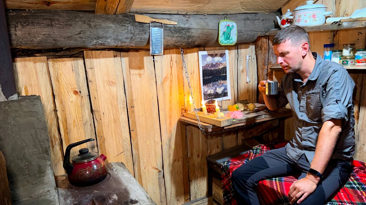 I spent a cozy night in an underground BUNKER waiting for winter - YouTube