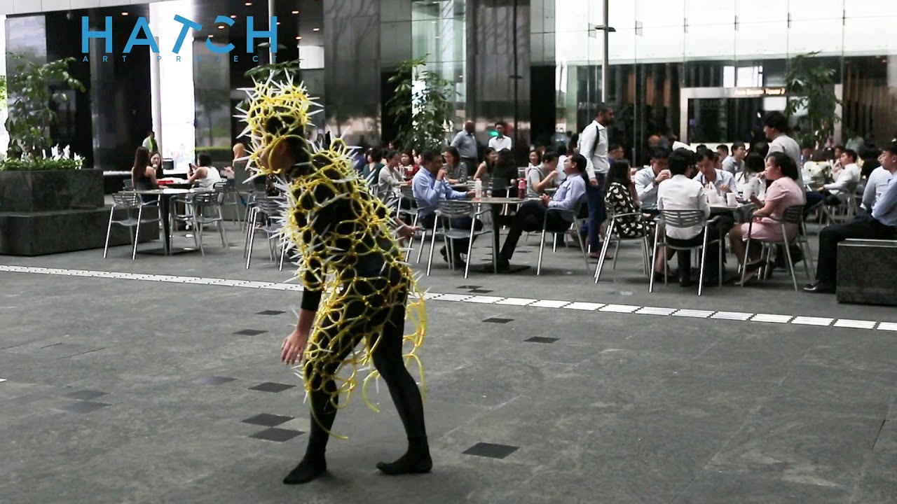 Public Performance - Aliens of Manila in SG by Leeroy New - YouTube