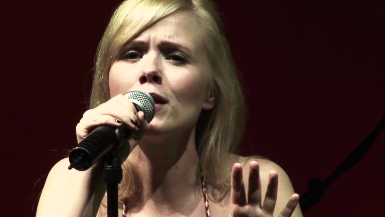 Carolin No - Year of November - YouTube