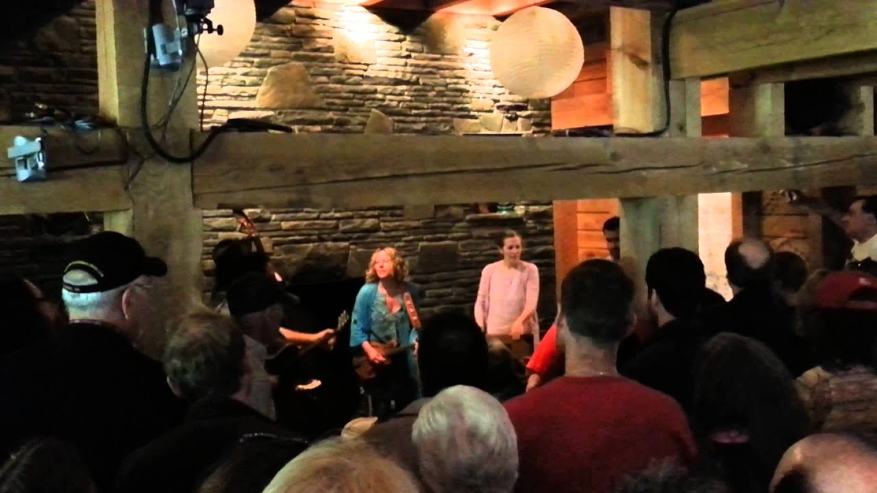 Amy Helm jamming at Levon Helms open house 4/19.15 in Woodstock NY ...