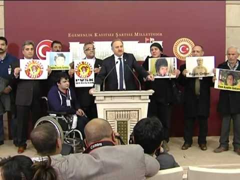 Levent Gök polis kurşunuyla evlatlarını yitiren ailelerle basın açıklaması yaptı