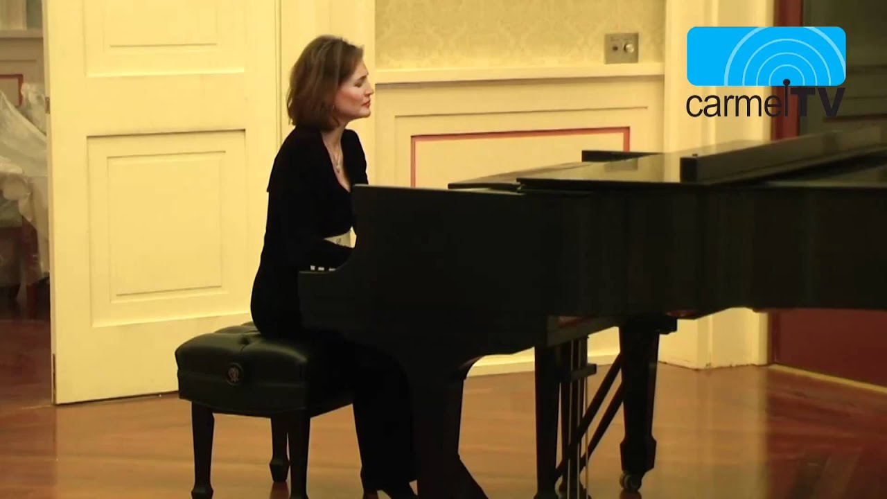 Tara McNamara-235 - YouTube