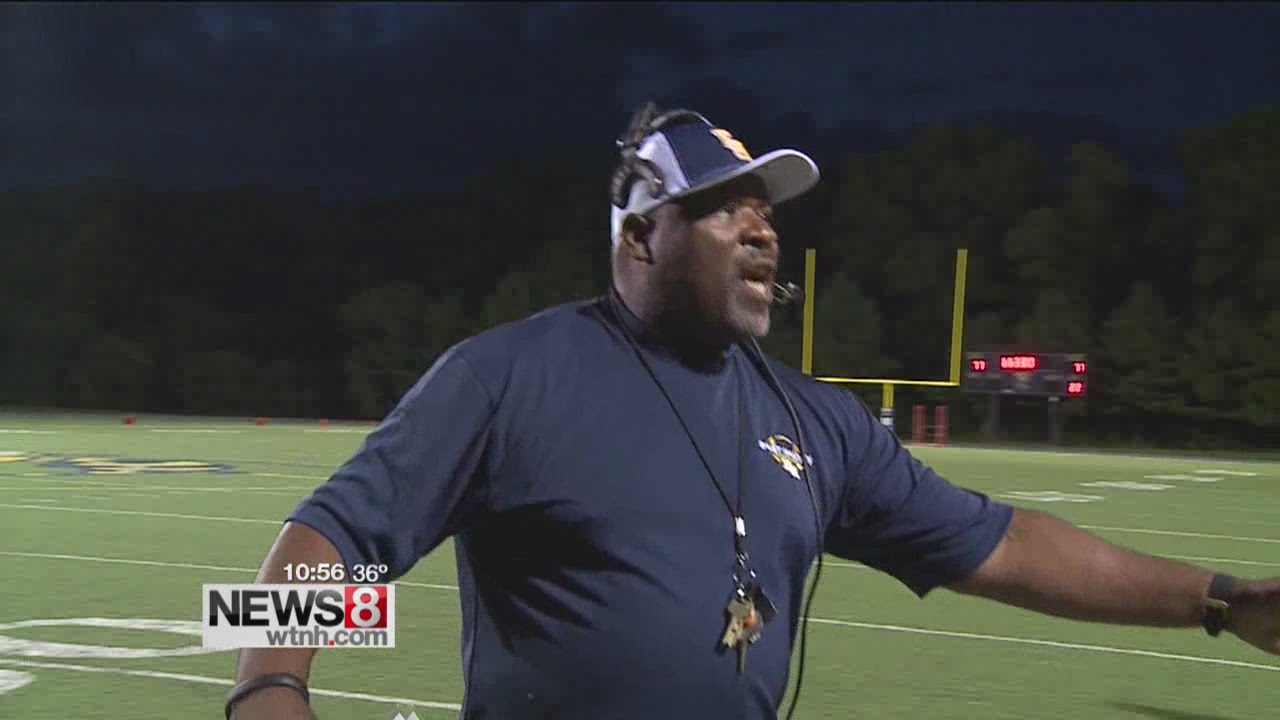 One-on-one with East Haven coach Melvin Wells - YouTube