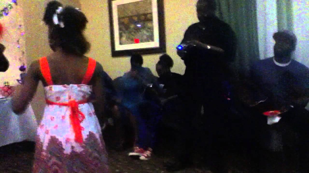 Kuffie shuffle - YouTube