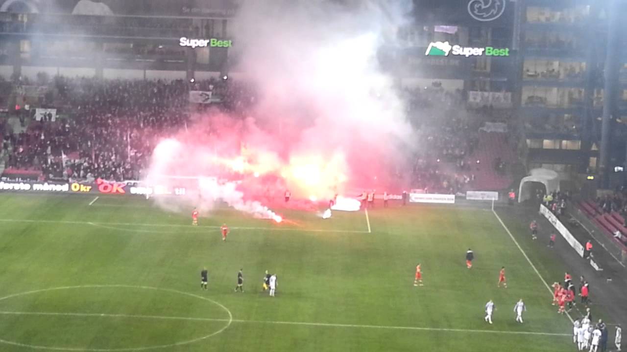 FCK 0 - 2 VfB Stuttgart Pyro, smoke bombs and fireworks - YouTube