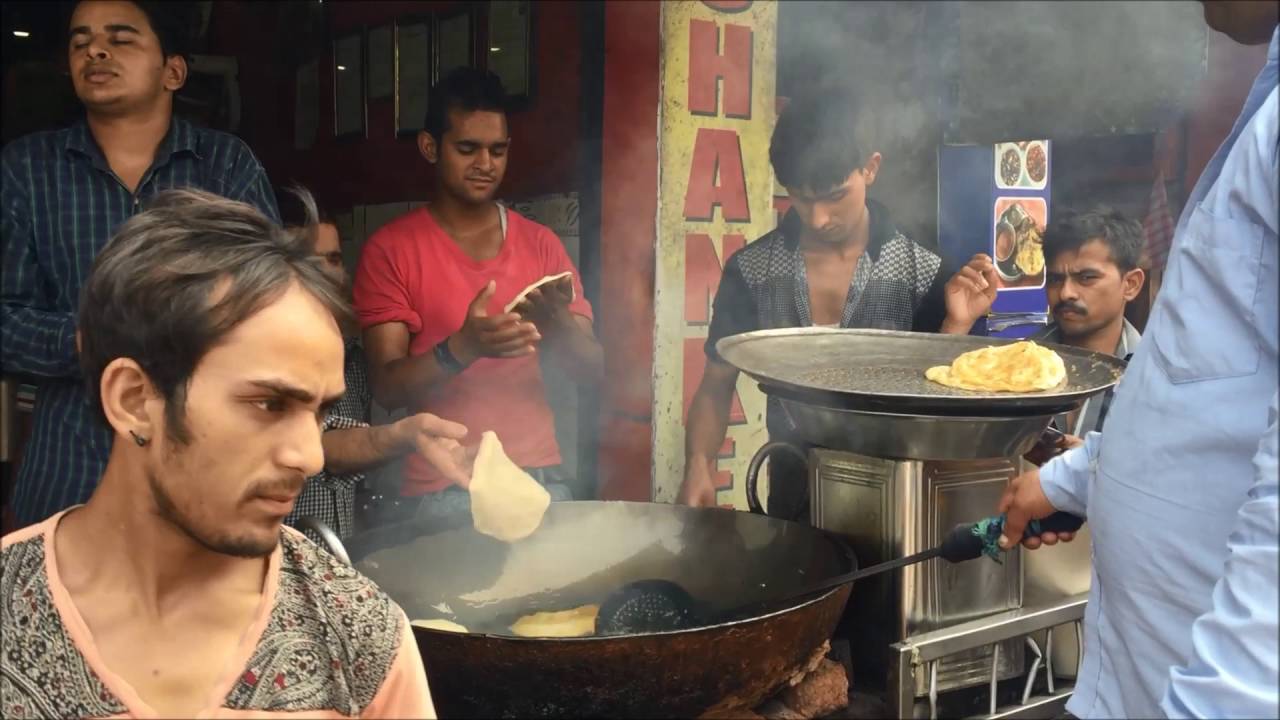 Puri Choley at City Chowk Jammu | Jammu Street Food | Indian Street ...