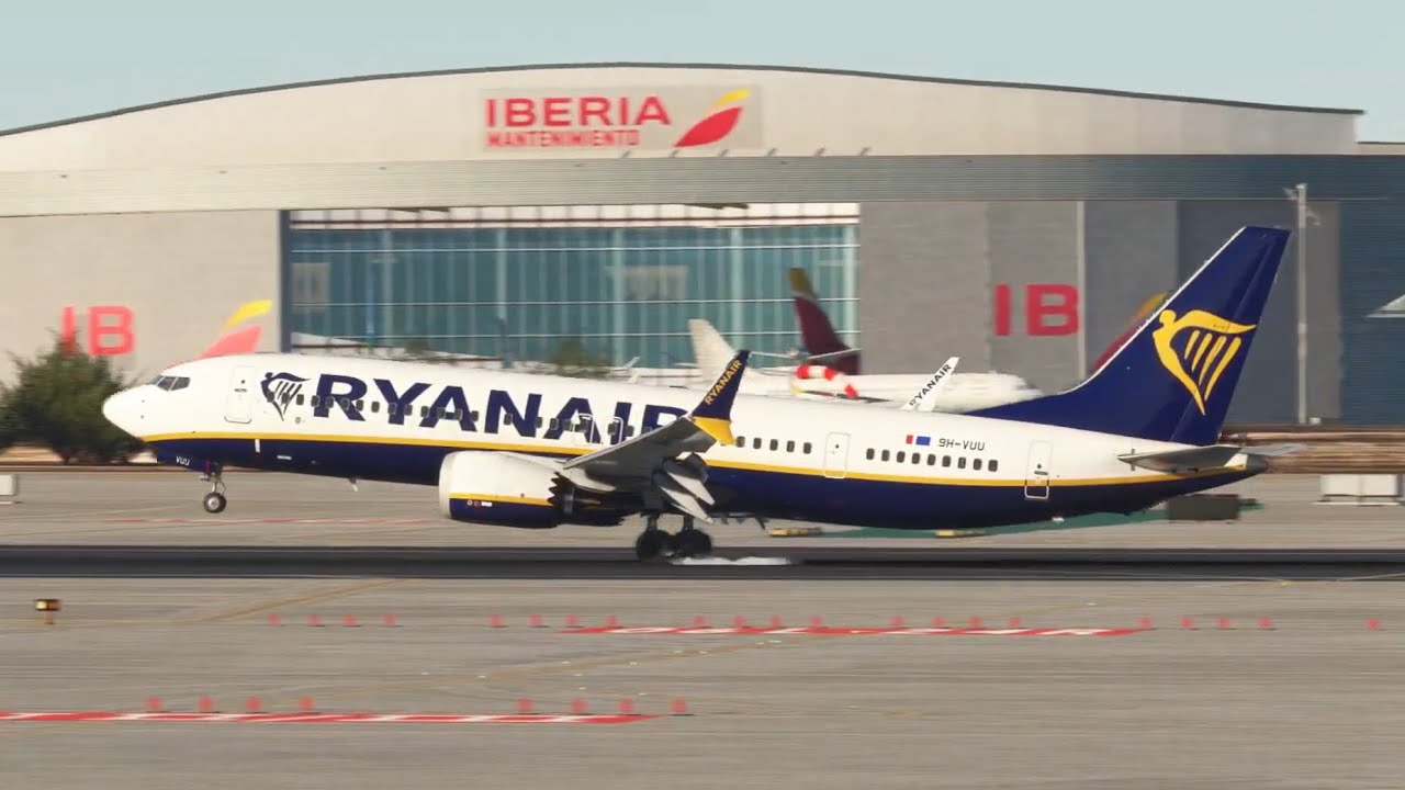 MSFS 2020 | iFly B737-MAX 8 • Landing at Barcelona (LEBL) - YouTube