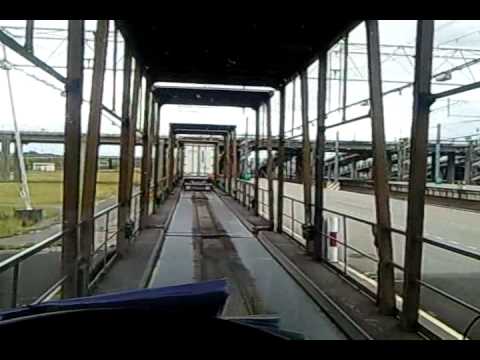Fahrt auf den "Autozug" EUROTUNNEL Calais - Folkstone - YouTube